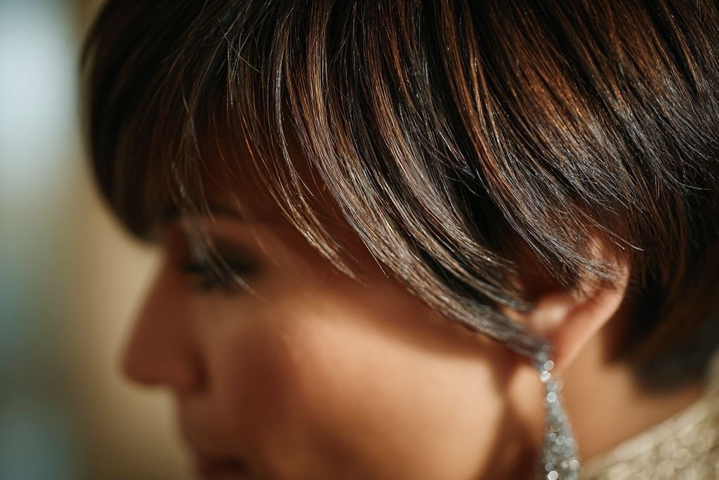 Coiffure élégante pour un mariage : idées pour cheveux courts - Mavora